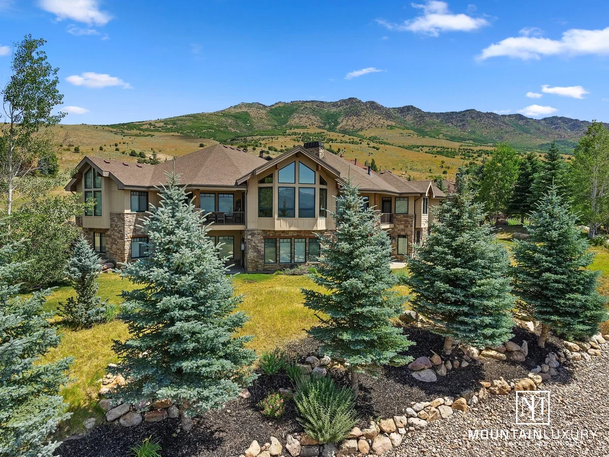 5569 Alpen Glow St Eden UT 84310 - Mountain Luxury